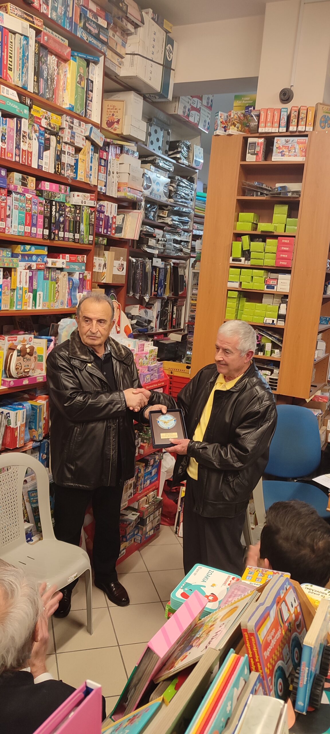 ΕΑΑΑ/Παράρτημα Ηλείας-Βράβευση Συγγραφέα κ. Στέφανου Αβραμόπουλου – Ε.Α ...